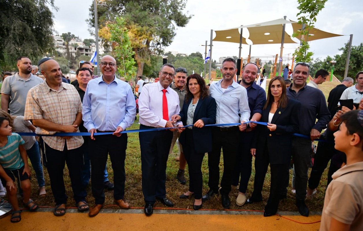 Keren Kayemeth LeIsrael - KKL-JNF - A Cycling Track, a Beautiful Lake ...